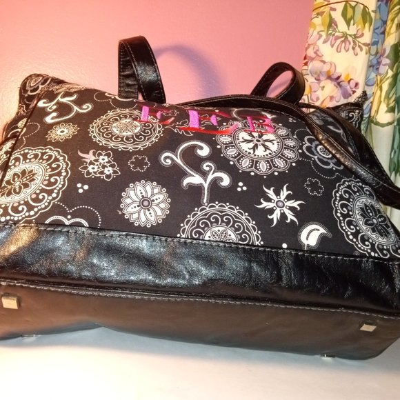 thirty-one | Bags | Thirtyone Black White And Pink Floral Large ...